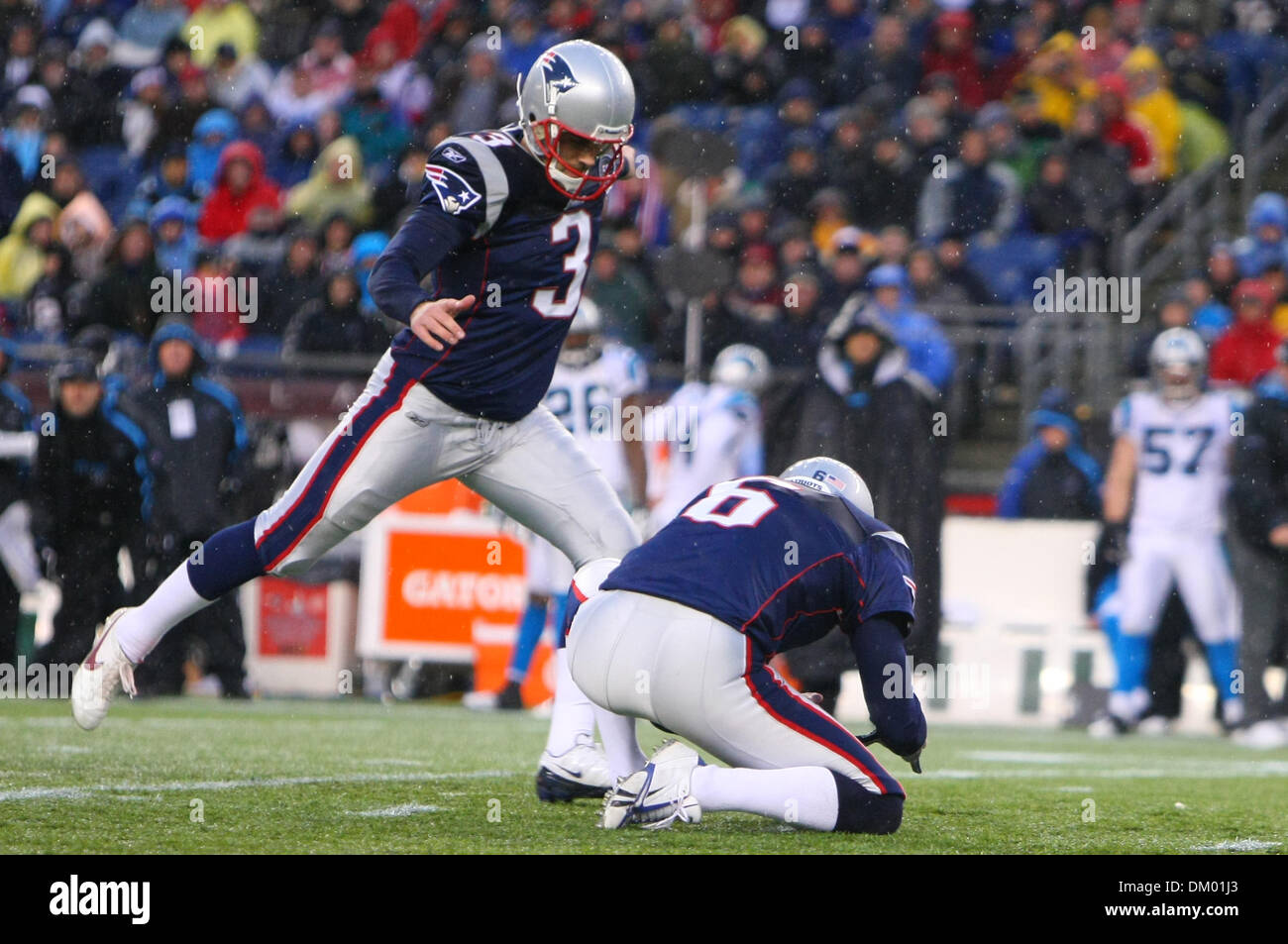 Stephen gostkowski hi-res stock photography and images - Alamy