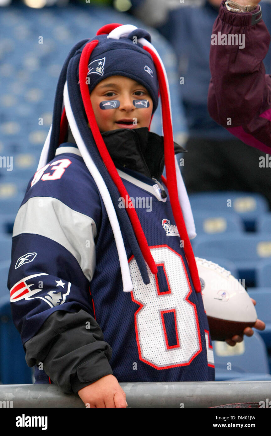 New england patriot fans hi-res stock photography and images - Alamy