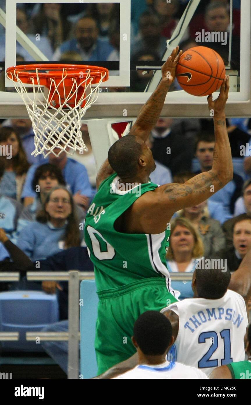 Scores two points hi-res stock photography and images - Alamy