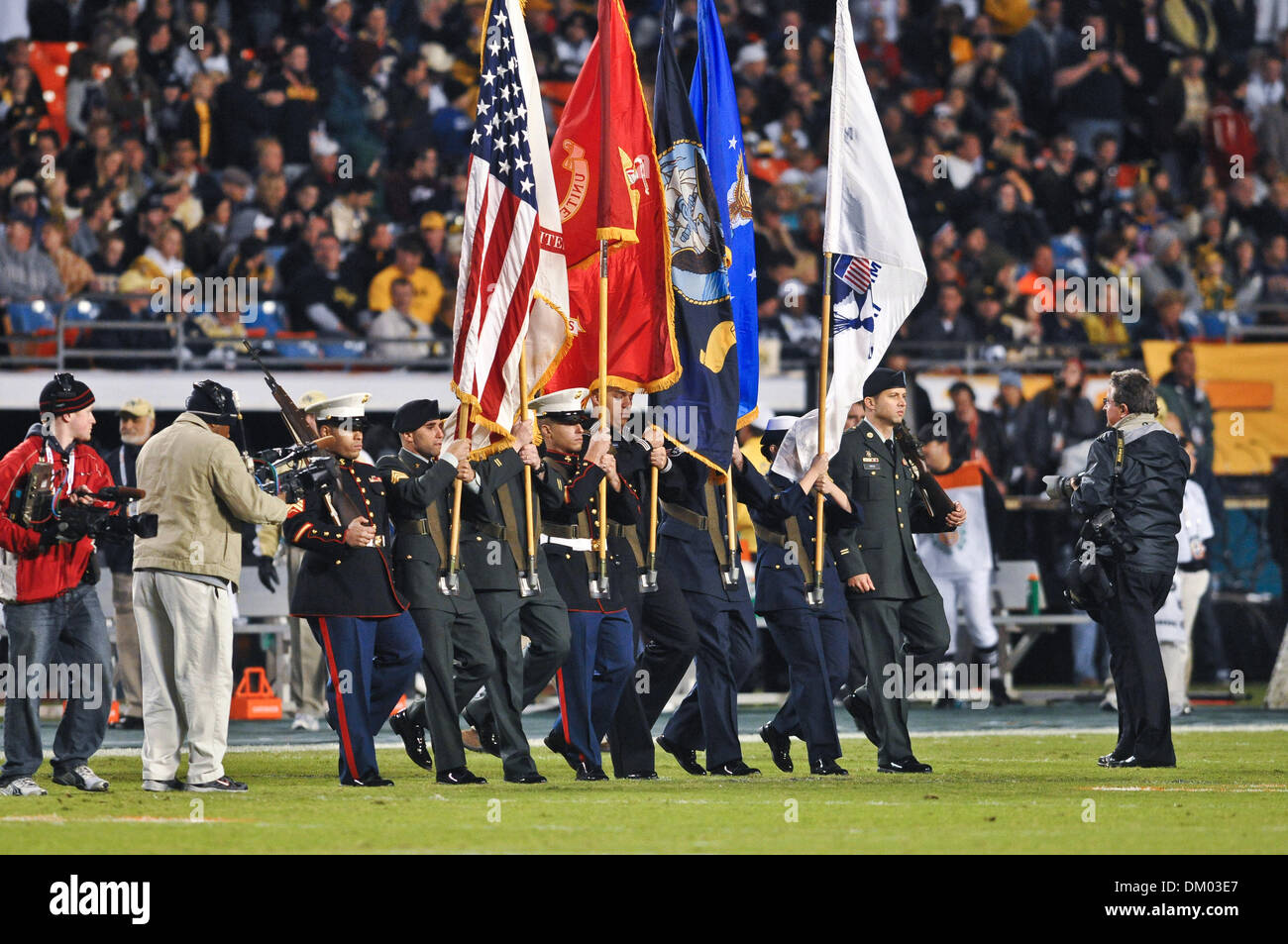 Colorguard hi-res stock photography and images - Alamy