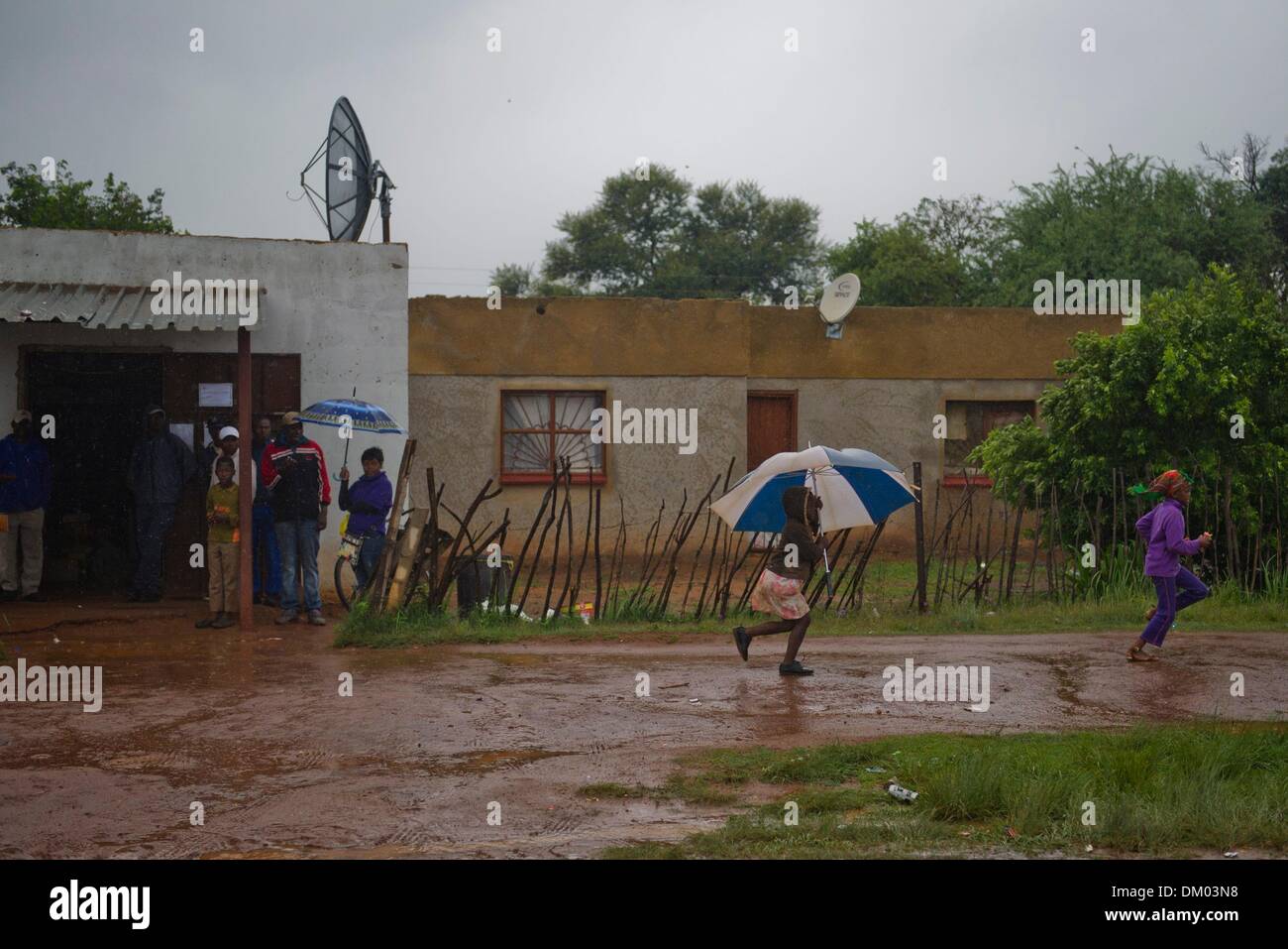 Images of heavy rain hi-res stock photography and images - Alamy