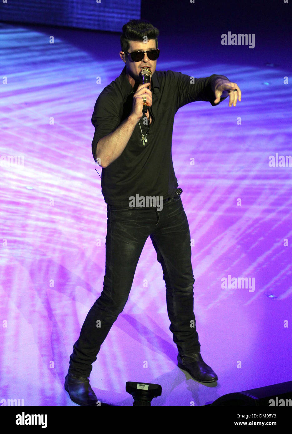 Robin Thicke Macy's Passport Presents: Glamorama - 30th Anniversary in ...