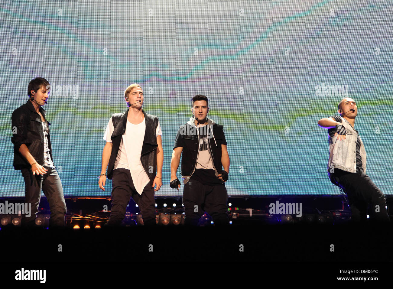 James Maslow Kendall Schmidt Logan Henderson and Carlos Pena Jr of Big ...