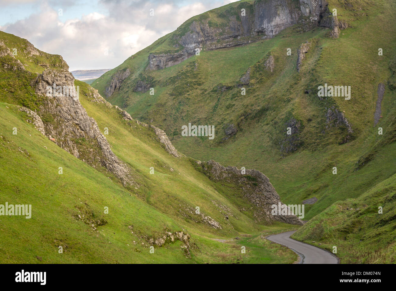 Winnets Pass In The Peak District National Park Sheffield Stock Photo ...