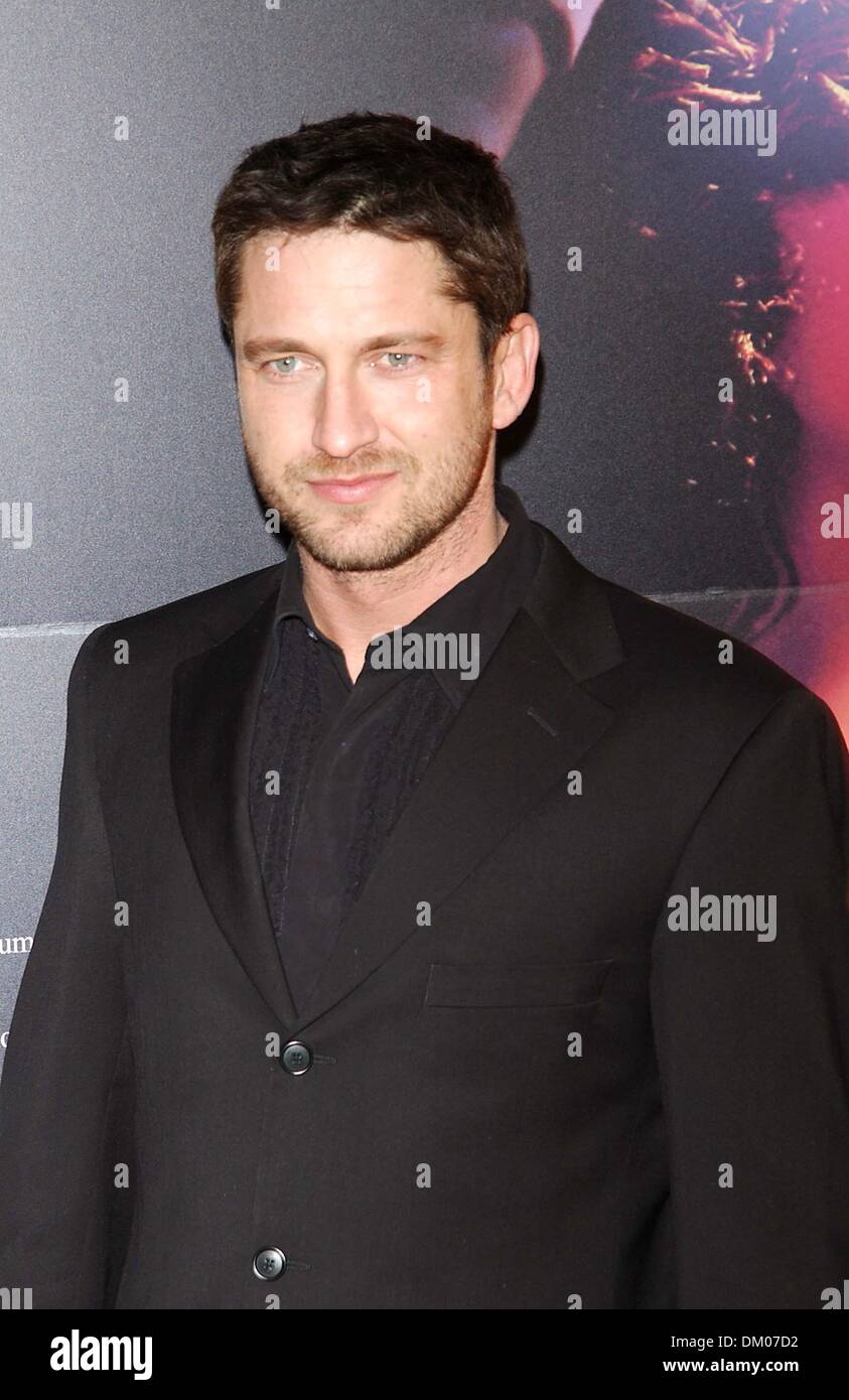 May 4, 2001 - K40832AR.NEW YORK PREMIERE OF '' THE PHANTOM OF THE OPERA ...