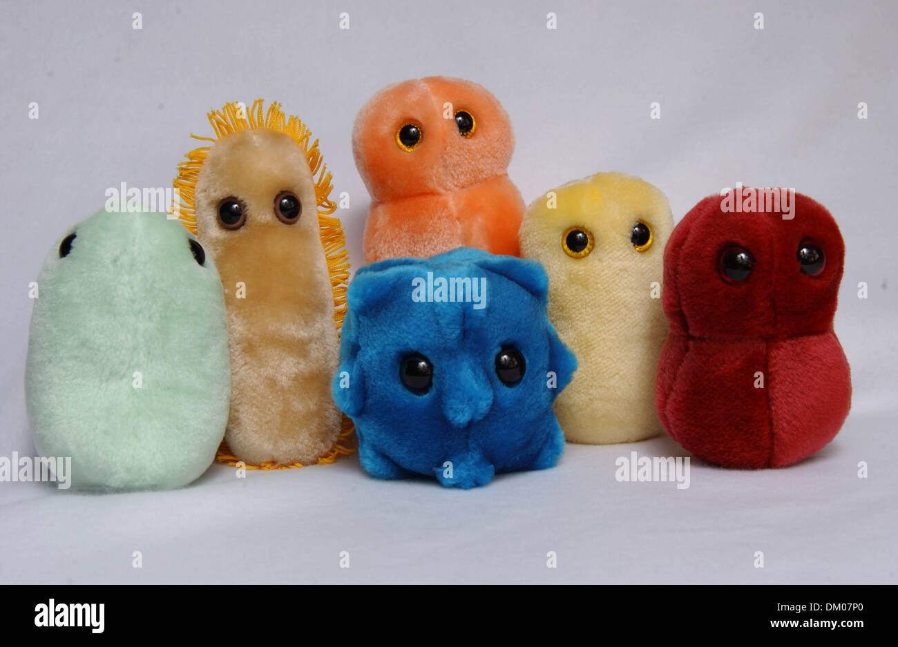 June 19, 2001 - .K41227AR .GIANT MICROBES . ANDREA RENAULT/ HEALTH ...
