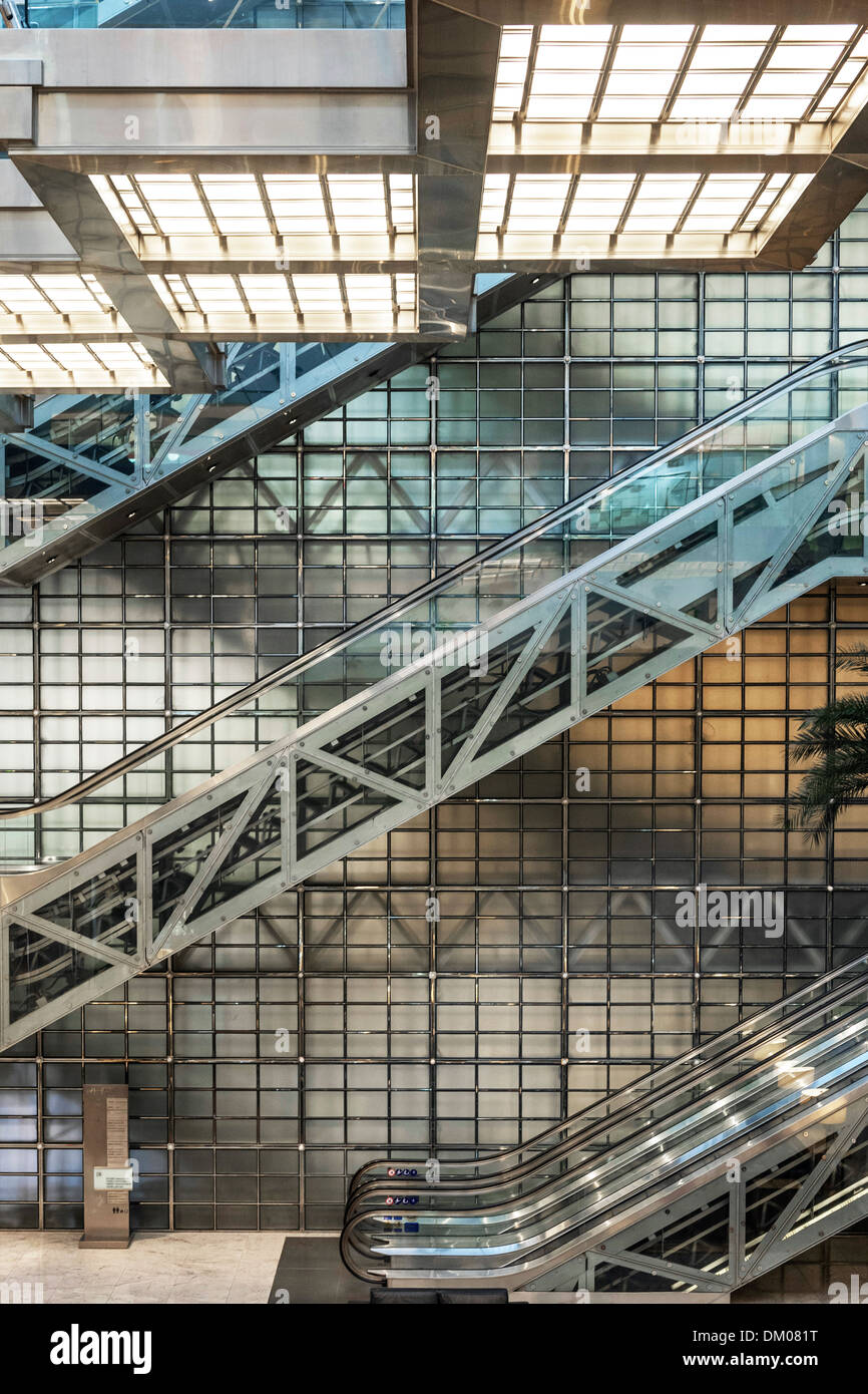Jin Mao Tower Atrium High Resolution Stock Photography and Images - Alamy