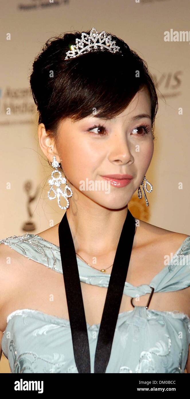 Apr. 13, 2002 - New York, NEW YORK - INTERNATIONAL EMMY AWARDS ...