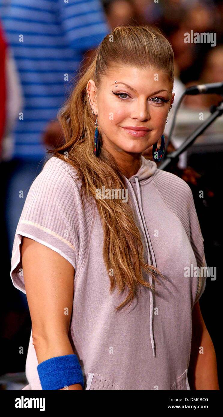 Apr. 18, 2002 - K43545AR.NBC'S '' TODAY SHOW SUMMER CONCERT SERIES ...