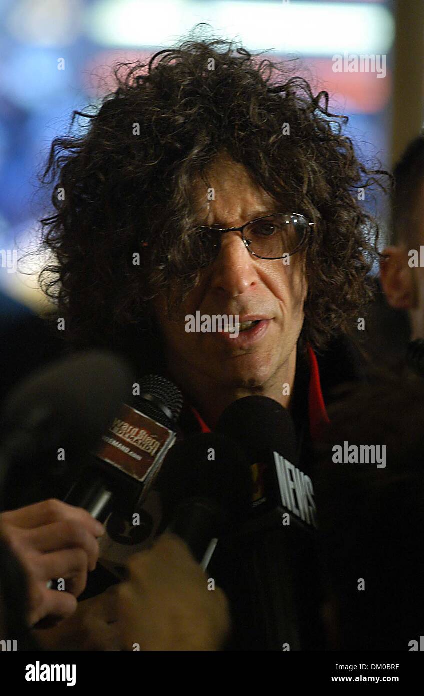 Nov. 1, 2002 - K46266AR.HOWARD STERN..HOWARD STERN CELEBRATES HIS LAST ...