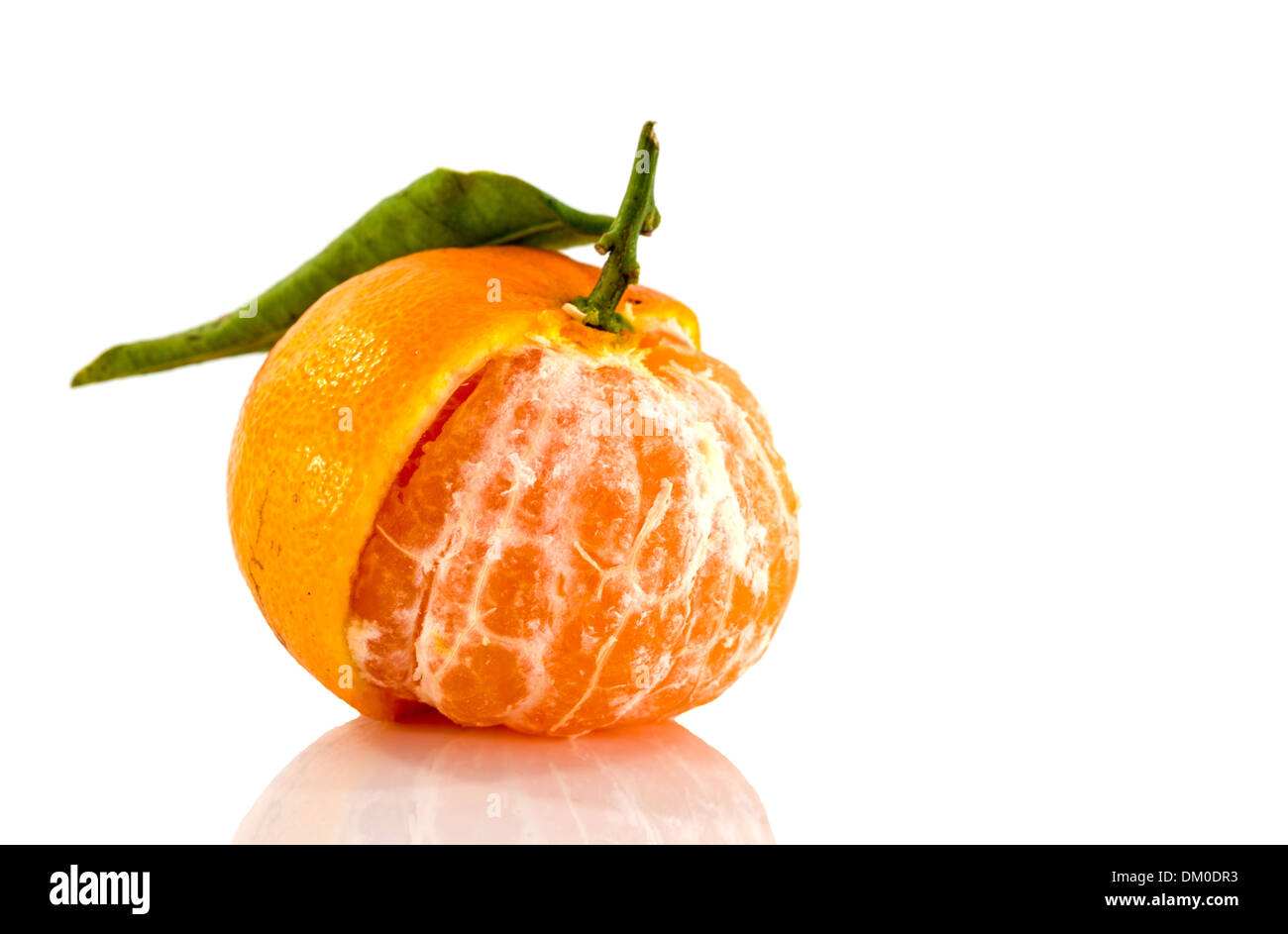 single orange mandarin isolated on white background Stock Photo - Alamy