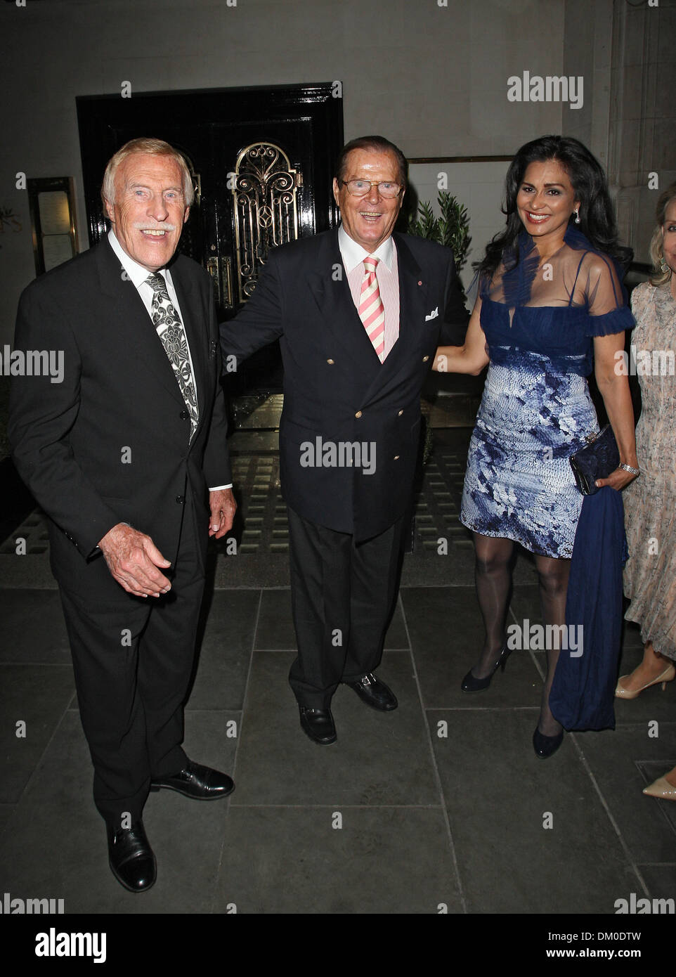 Bruce Forsyth And His Wife High Resolution Stock Photography and Images ...