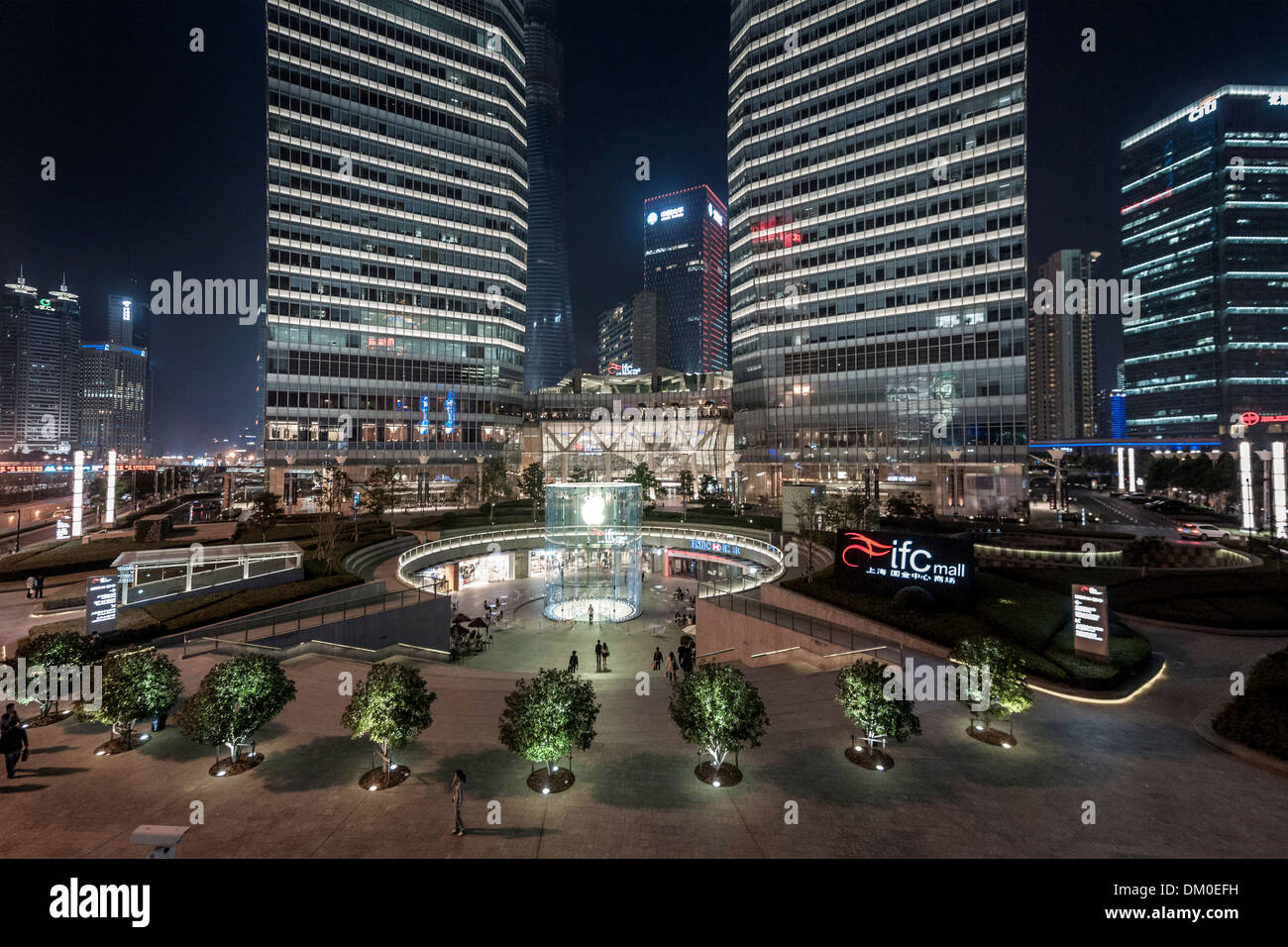 IFC Mall, Lujiazui, Pudong, Shanghai, China Stock Photo - Alamy