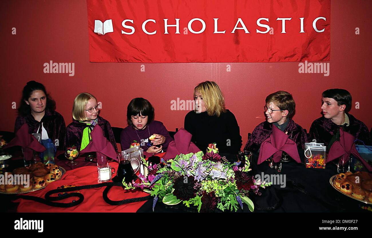 J k rowling harry potter book signing hi-res stock photography and ...