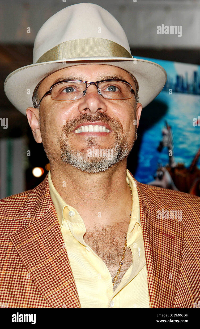 Oct. 5, 2001 - K43208AR.MADAGASCAR PREMIERE AT THE ZIEGFELD THEATRE ...