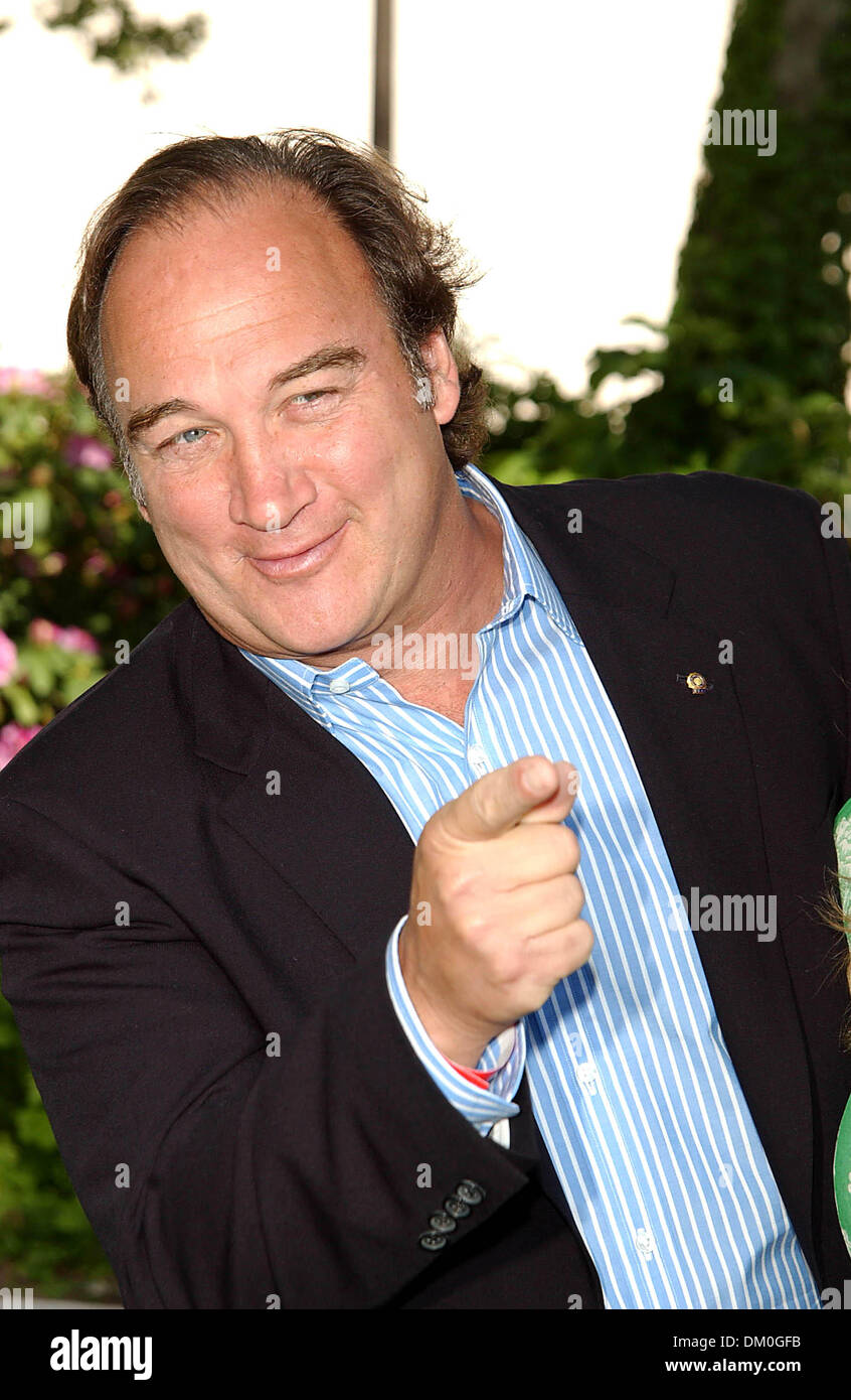 Jim belushi hi-res stock photography and images - Alamy