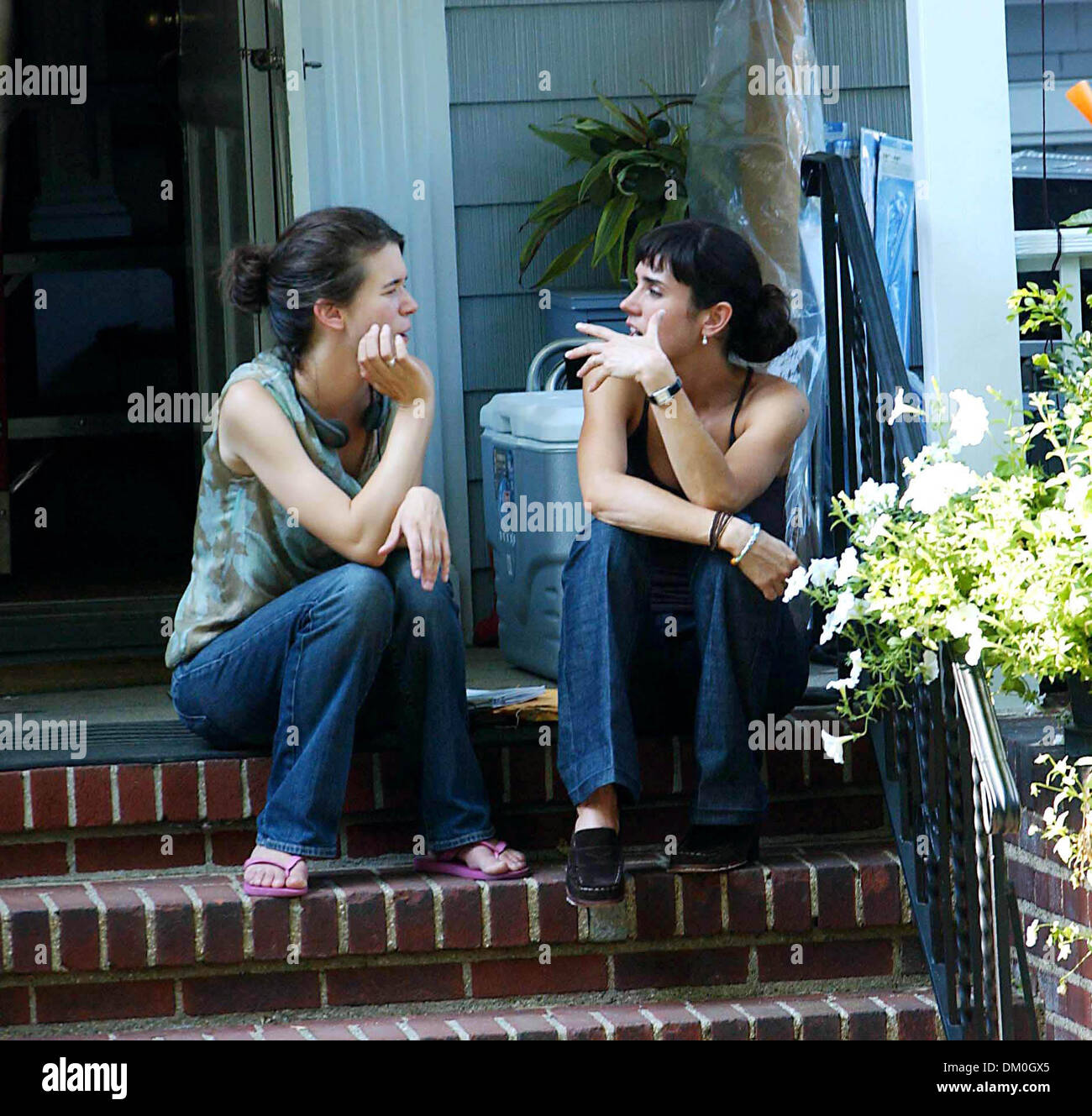 Dec. 16, 2001 - K44241AR.JENNIFER CONNELLY ON SET GOING OVER FILM ...