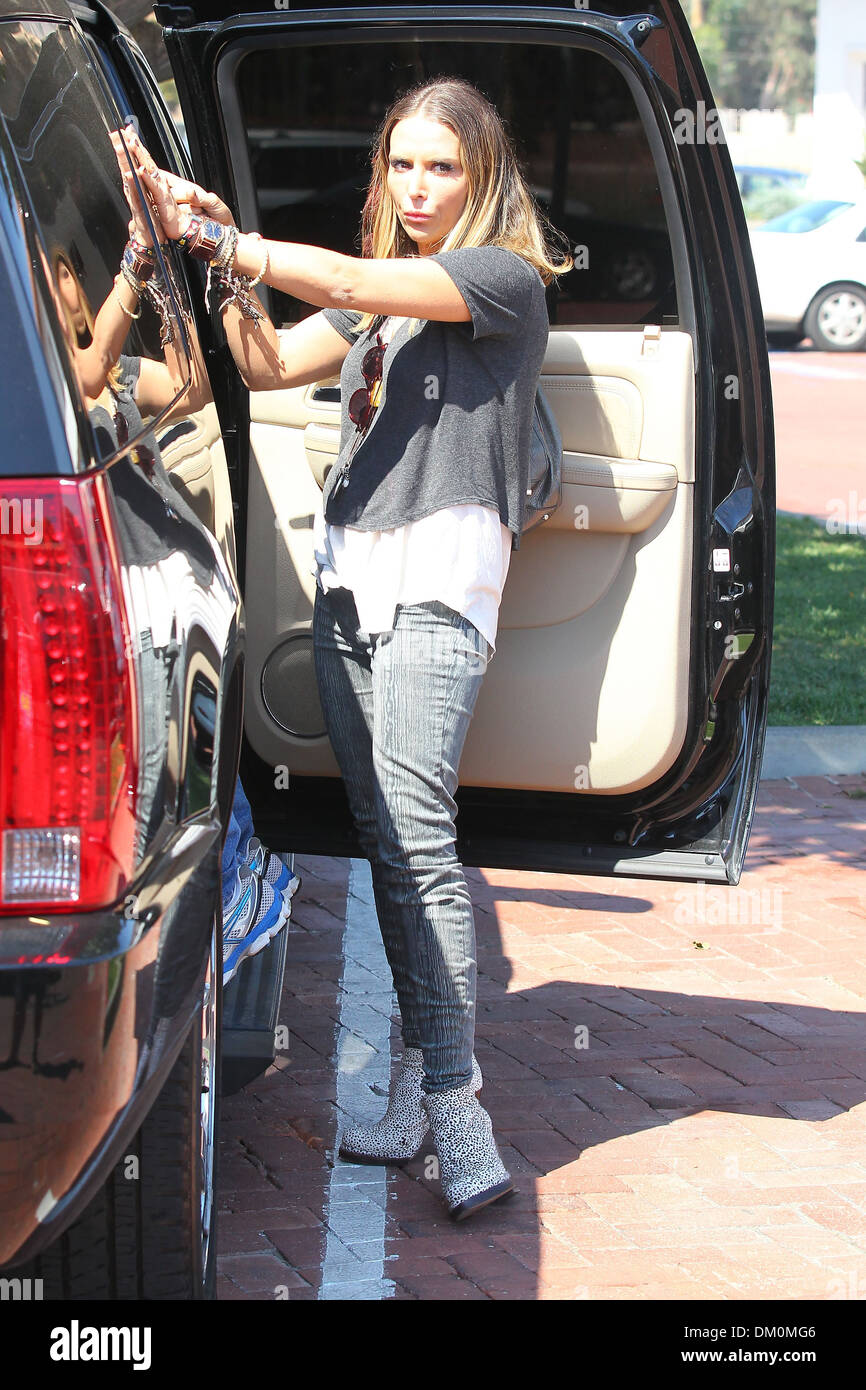 Denise Richards and daughters Sam Lola and baby Eloise head to Malibu ...