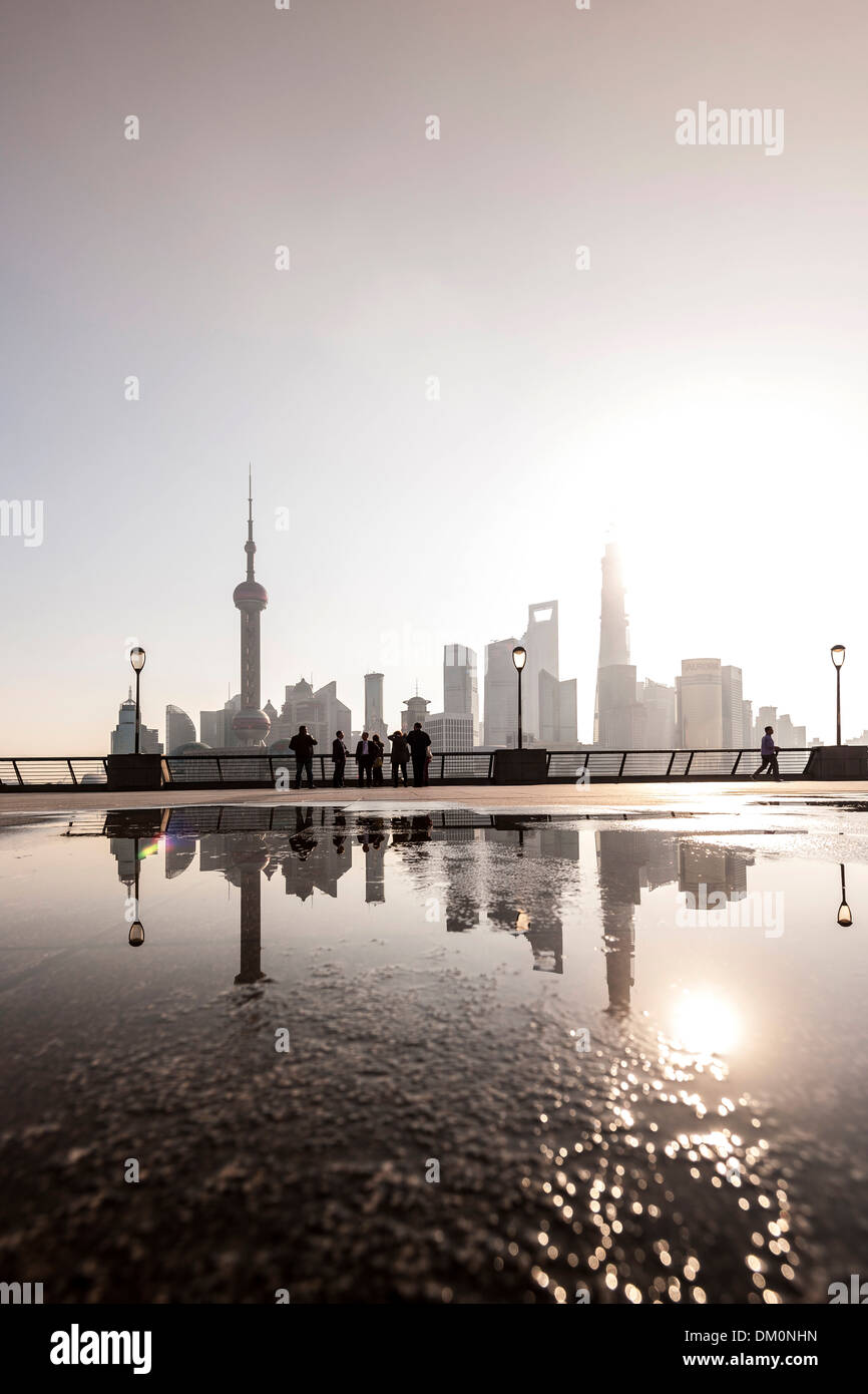 Promenade, the Bund, morning, sunrise, Shanghai, China Stock Photo - Alamy