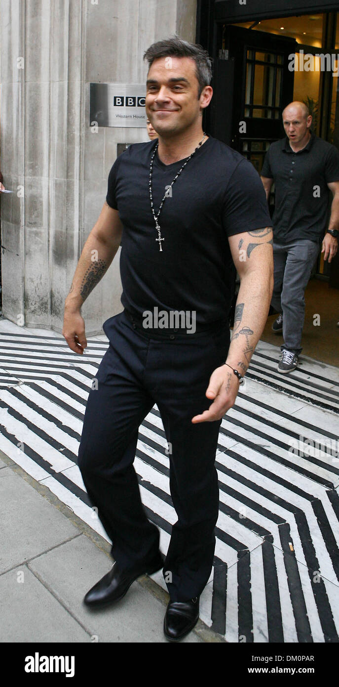 Robbie Williams outside the BBC Radio studios London, England - 10.09. ...