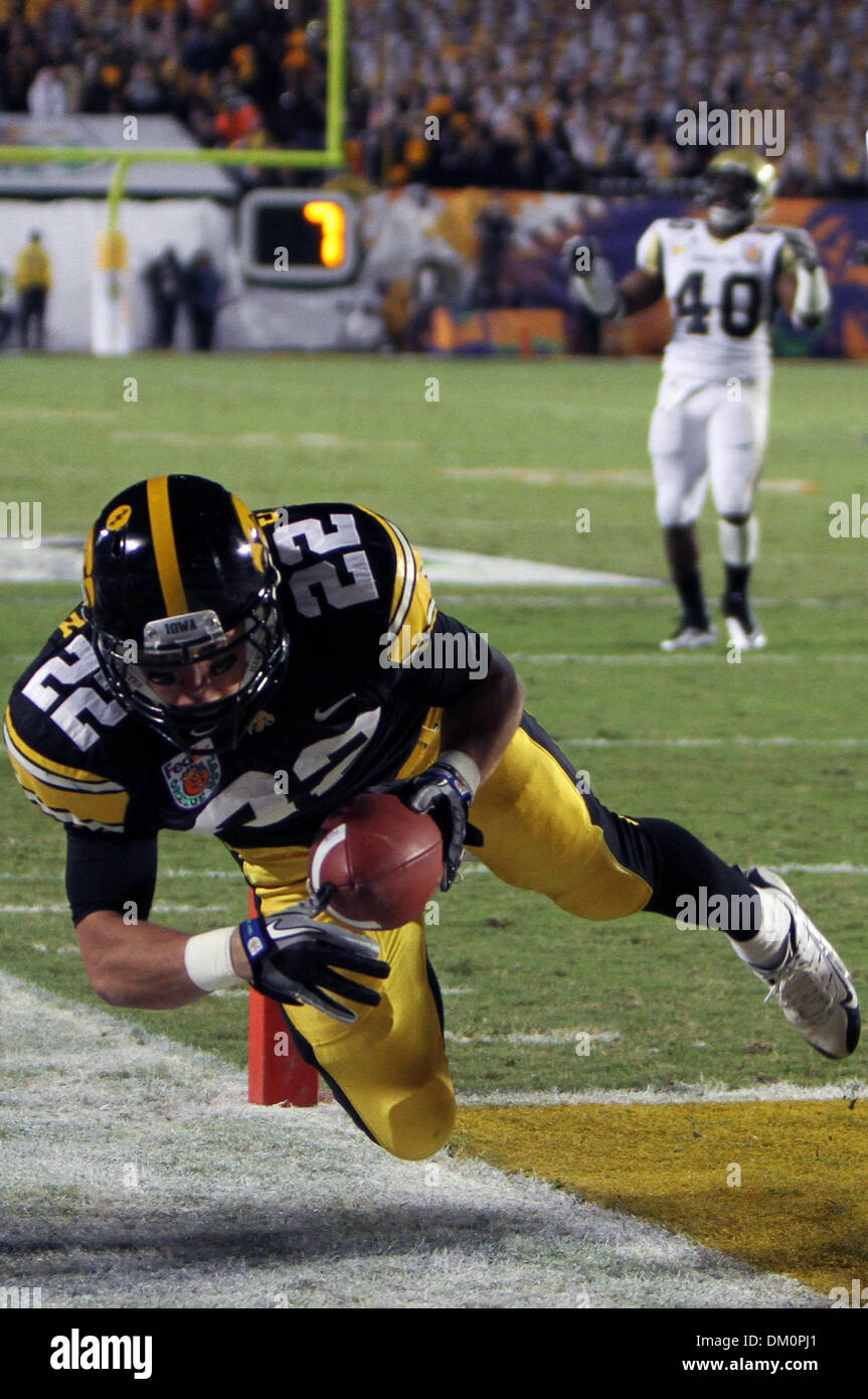 Margaret tarrant hi-res stock photography and images - Alamy