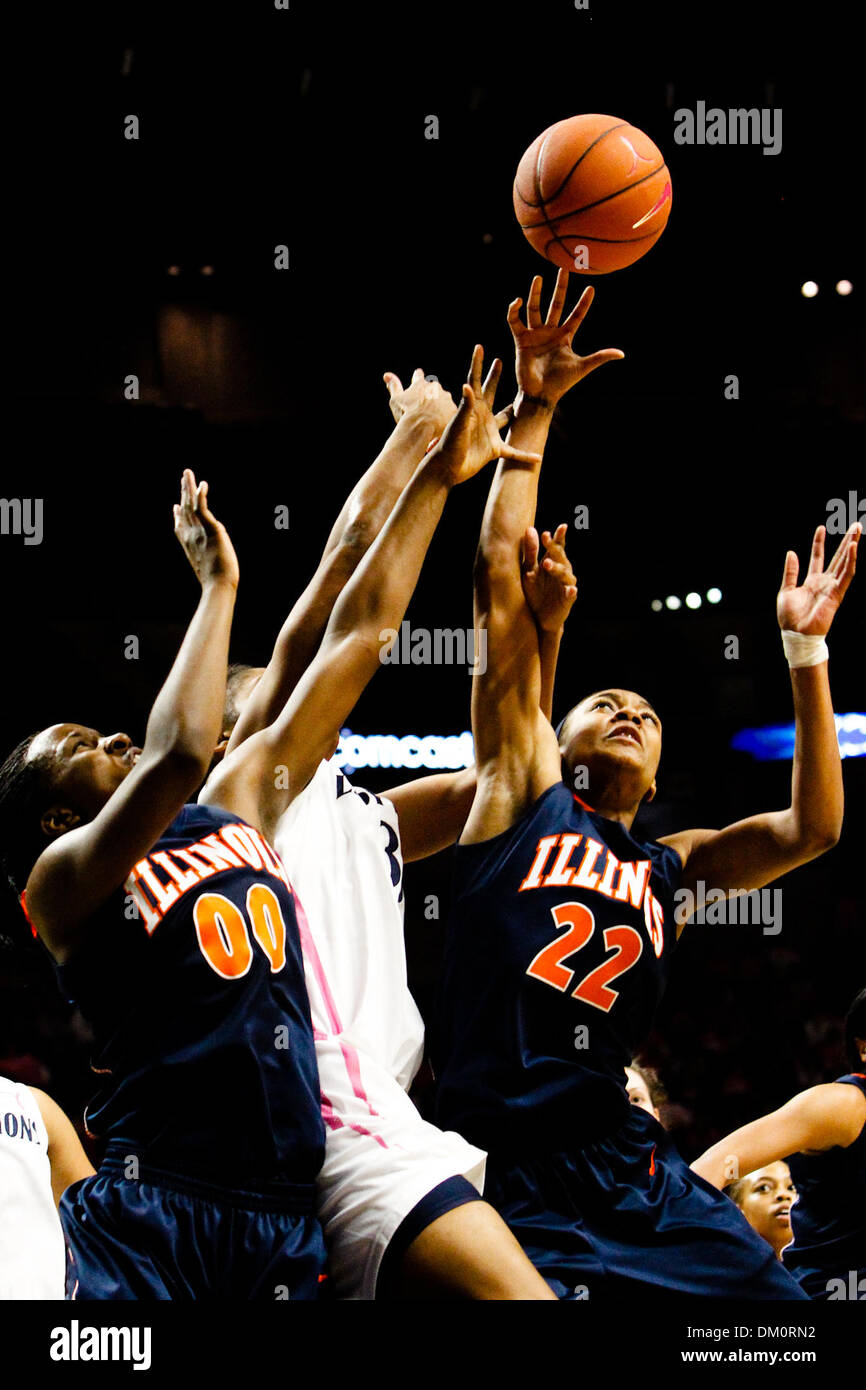 Meredith monroe hi-res stock photography and images - Alamy