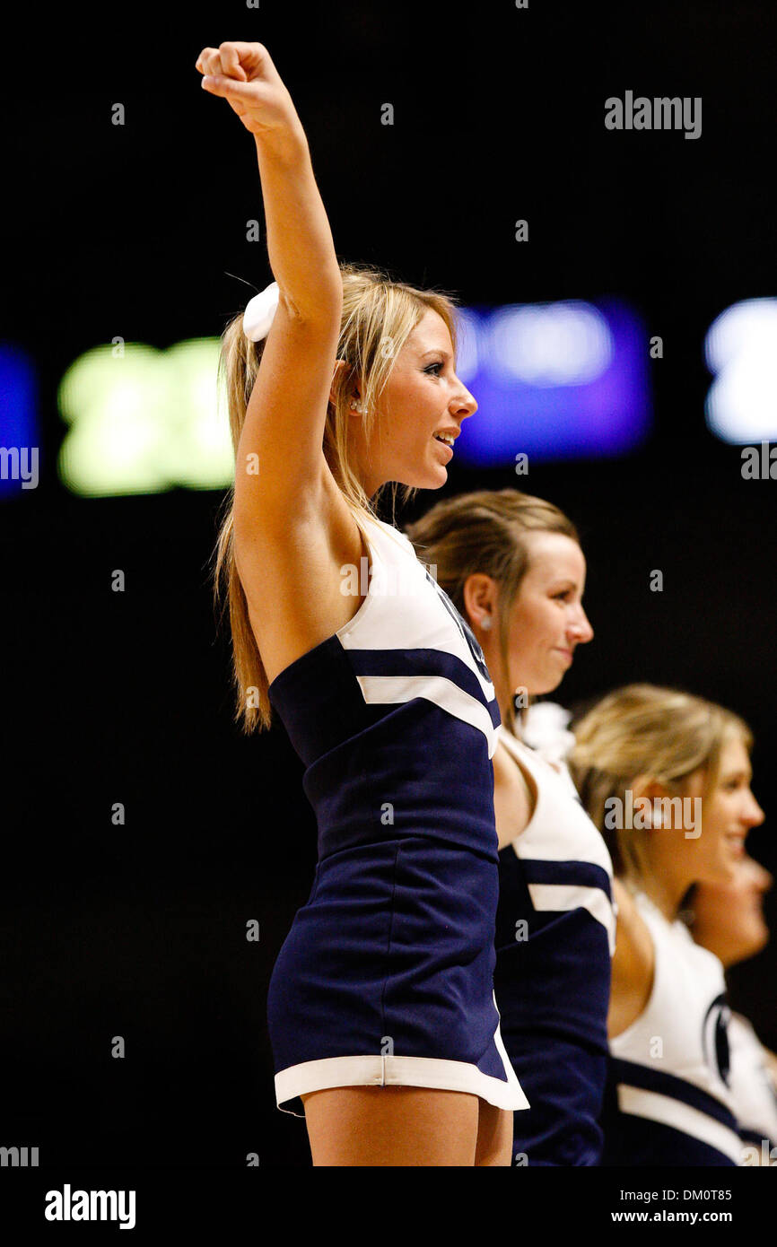 Penn state cheerleaders hi-res stock photography and images - Alamy