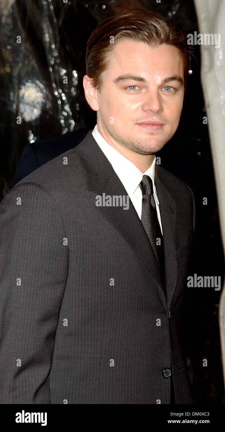 May 6, 2001 - K40877AR.THE NEW YORK PREMIERE OF '' THE AVIATOR ...