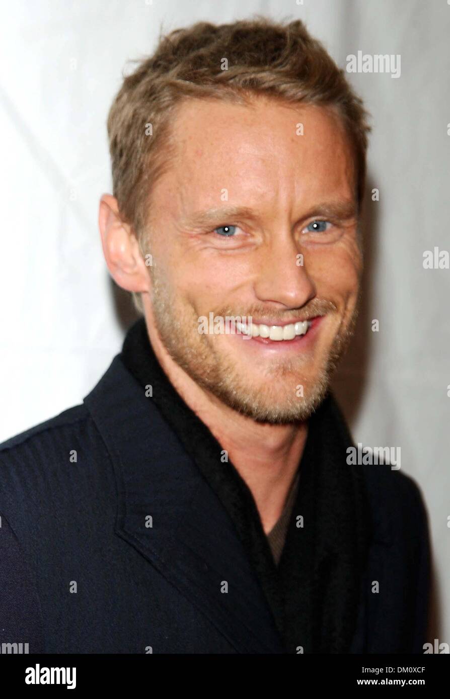 May 7, 2001 - K40893AR.NEW YORK PREMIERE OF '' THE WOODSMAN '' AT THE ...