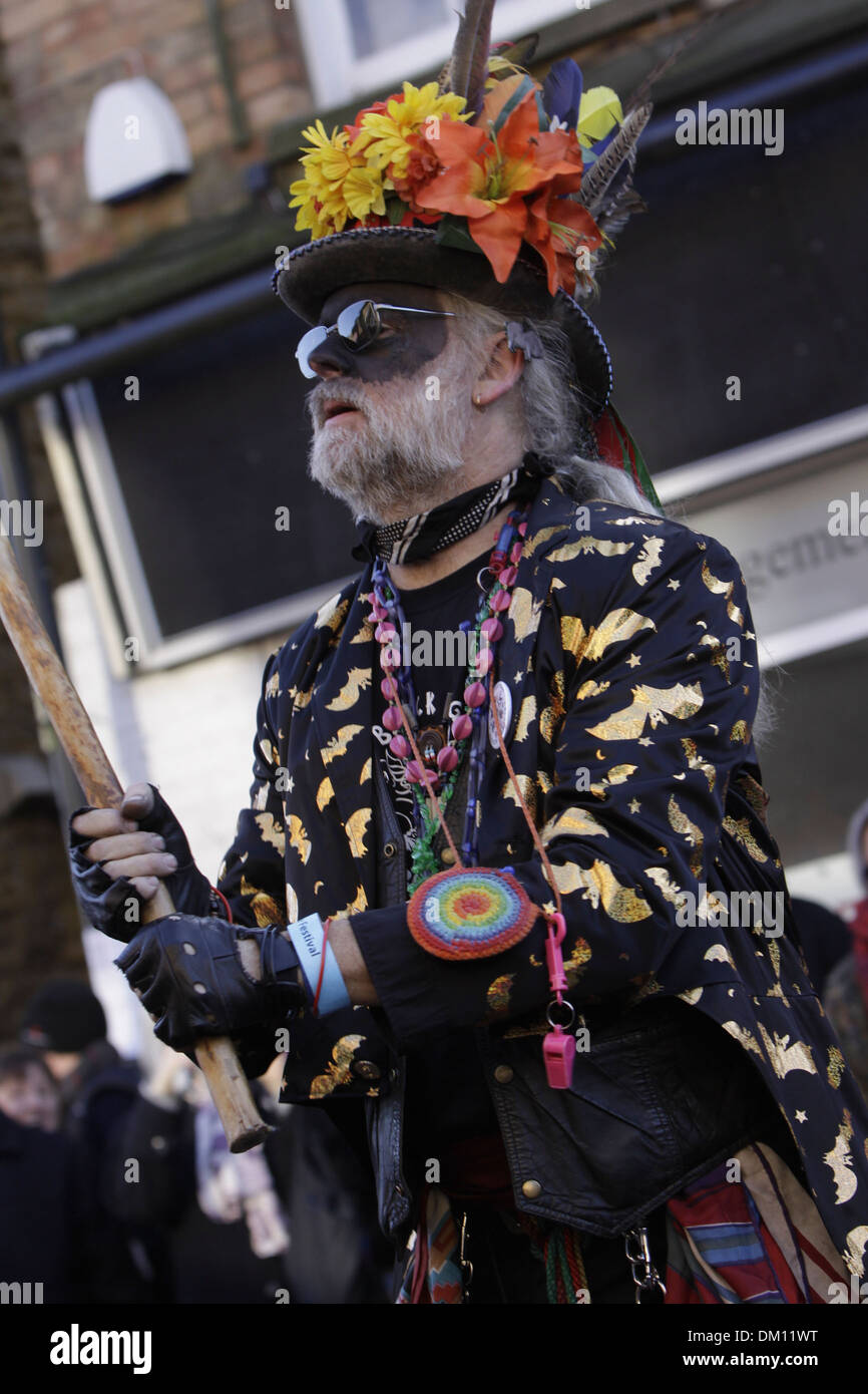 Straw fiddle hi-res stock photography and images - Alamy