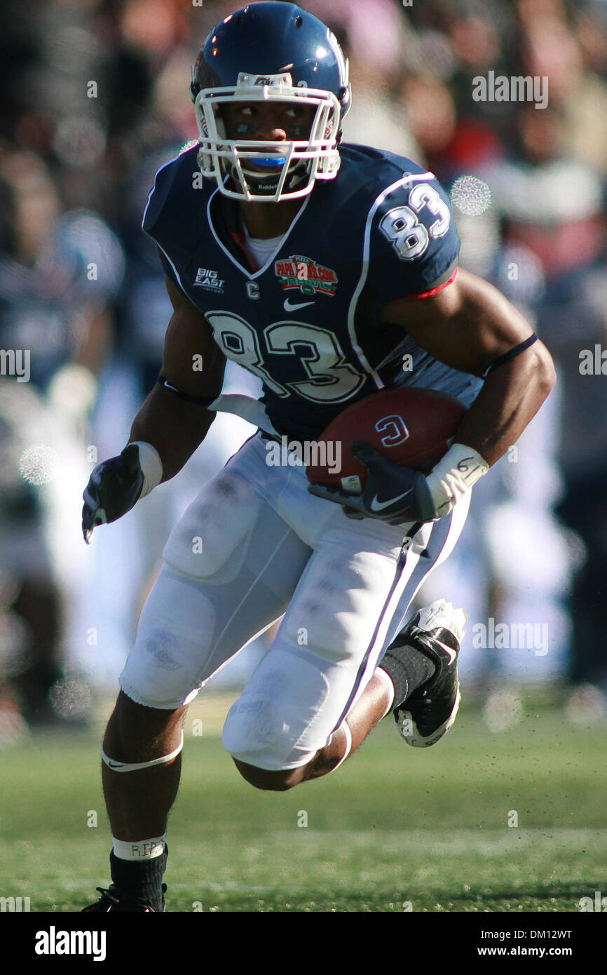 Jan. 02, 2010 - Birmingham, Alabama, USA - 02 January 2010: Connecticut ...
