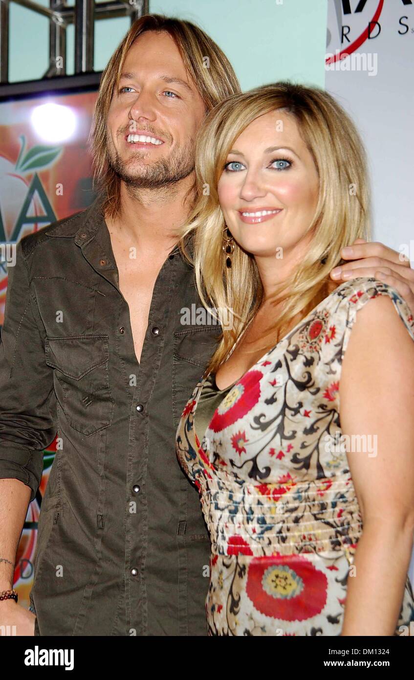 Jan. 27, 2002 - K44863AR .THE FINAL NOMINEES FOR THE 2005 COUNTRY MUSIC ...