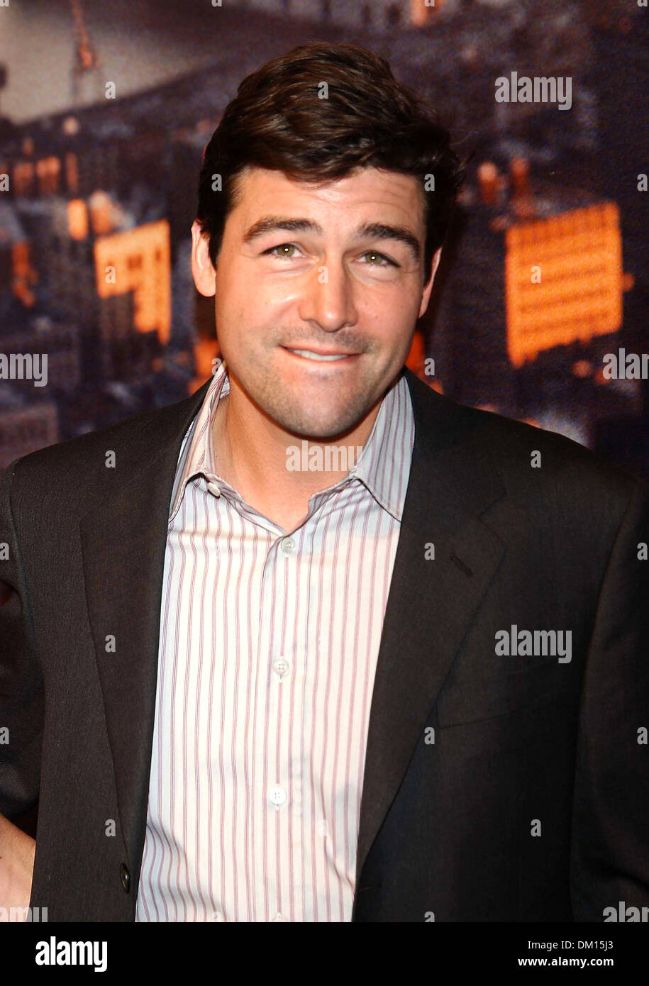 Kyle chandler king kong 2005 hi-res stock photography and images - Alamy