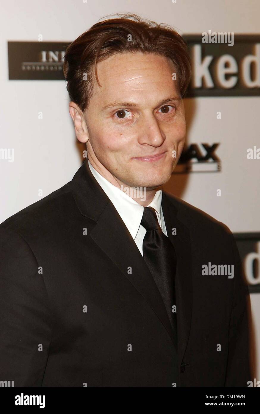 May 6, 2001 - K40877AR.THE NEW YORK PREMIERE OF '' THE AVIATOR ...