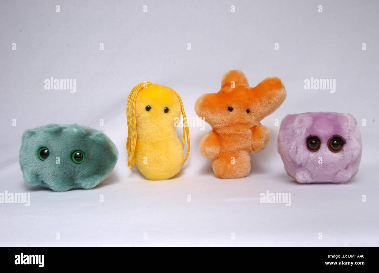 June 19, 2001 - K41266AR .GIANT MICROBES . ANDREA RENAULT/ EAR MALADIES ...