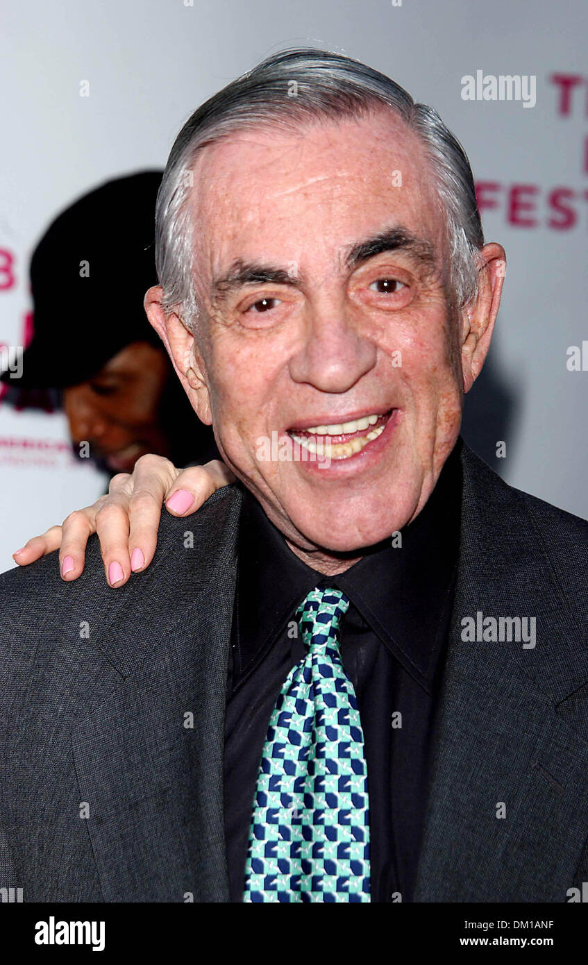 Sept. 9, 2001 - K42775AR.THE OPENING NIGHT OF THE TRIBECA FILM FESTIVAL ...