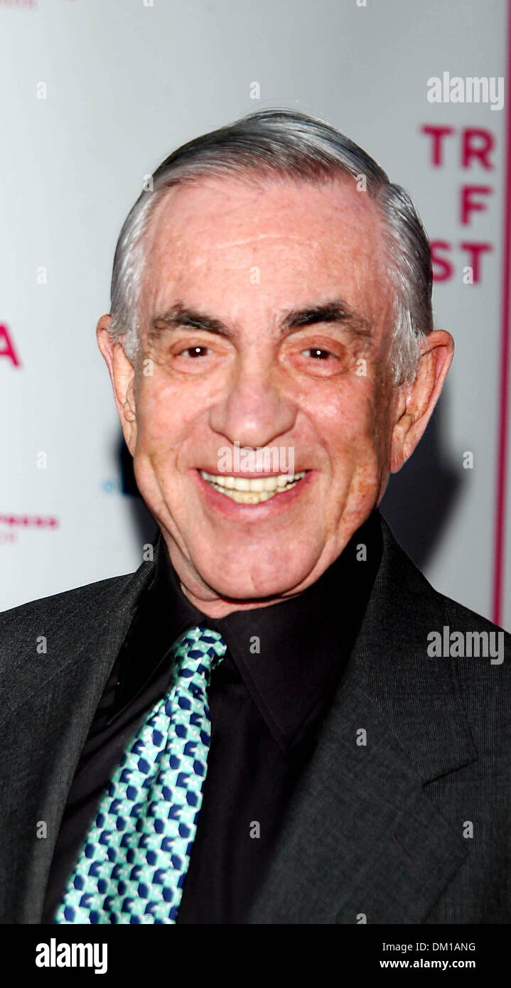Sept. 9, 2001 - K42775AR.THE OPENING NIGHT OF THE TRIBECA FILM FESTIVAL ...