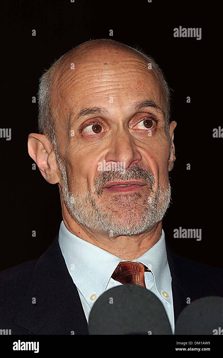 Sept. 14, 2001 - K42862AR.A SPECIAL TOUR FOR MICHAEL CHERTOFF (THE NEW ...