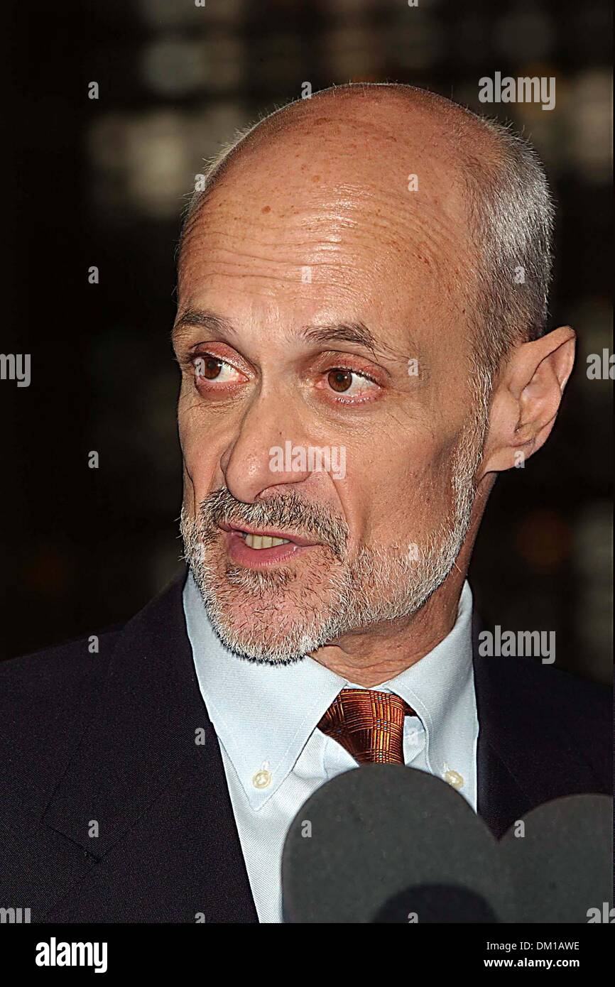 Sept. 14, 2001 - K42862AR.A SPECIAL TOUR FOR MICHAEL CHERTOFF (THE NEW ...