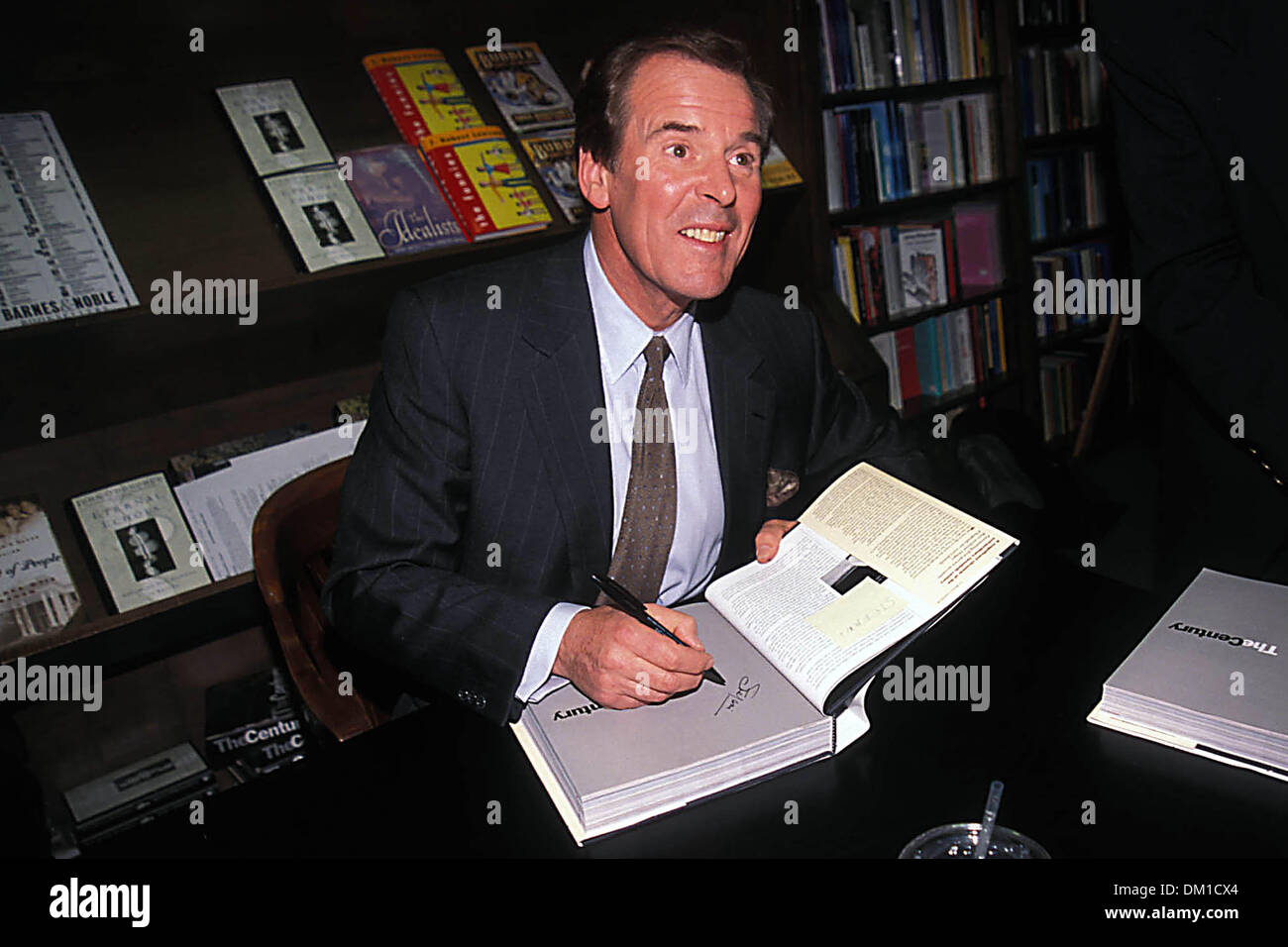 Peter jennings hi-res stock photography and images - Alamy