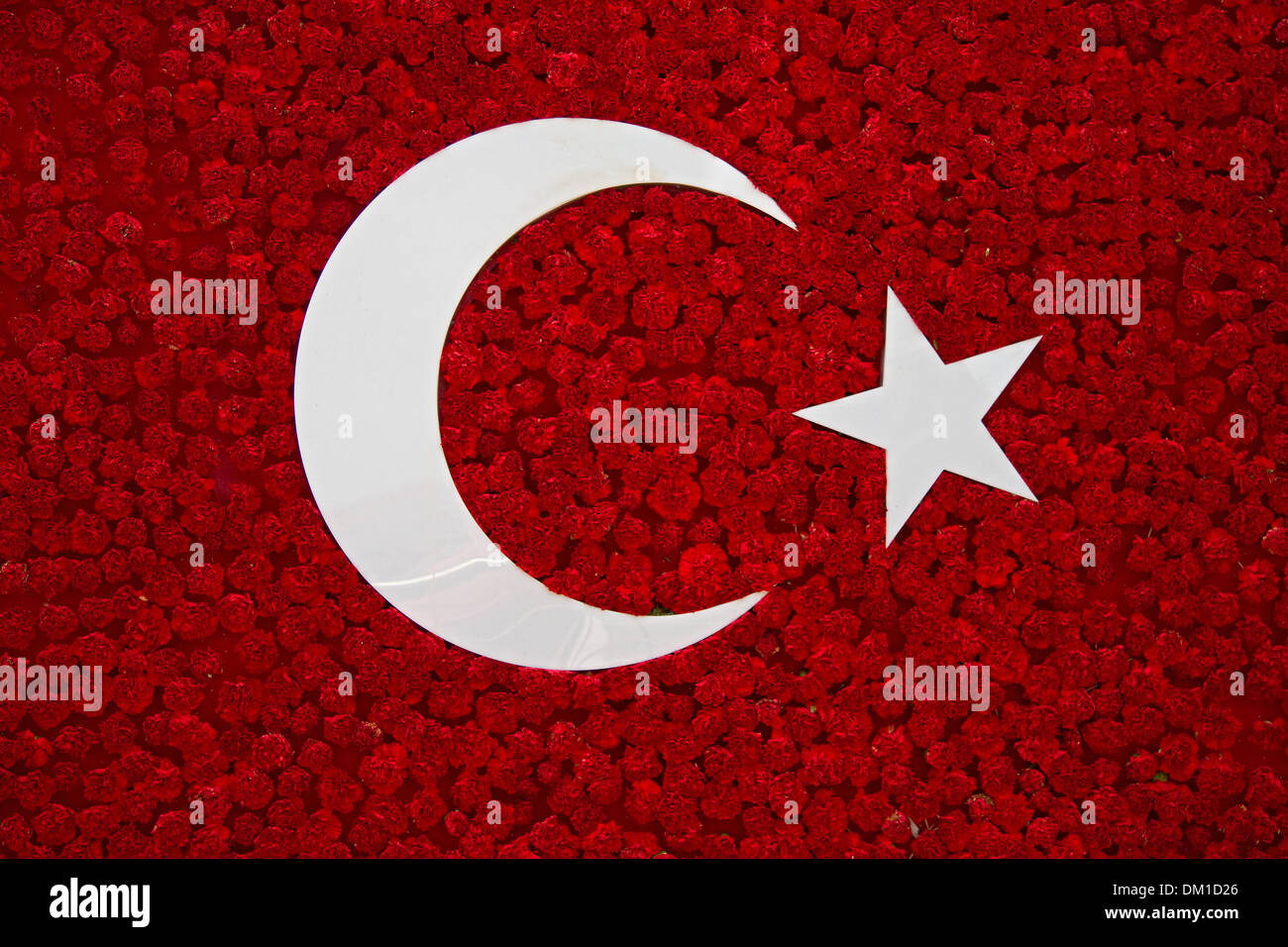 Red star crescent hi-res stock photography and images - Alamy