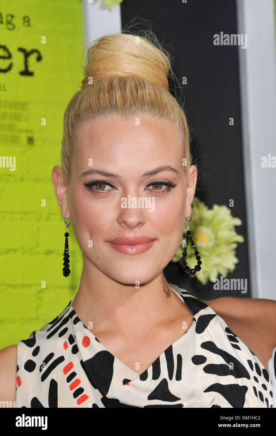 Peta Murgatroyd Los Angeles Premiere of 'The Perks of Being a ...
