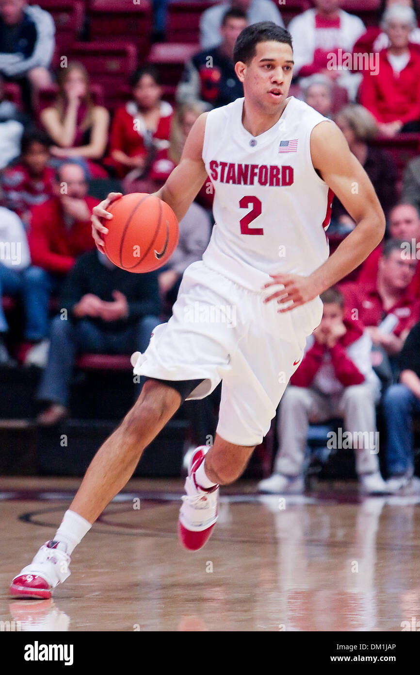Stanford senior forward Landry Fields (2) of Long Beach, Calif. during game action at Maples ...
