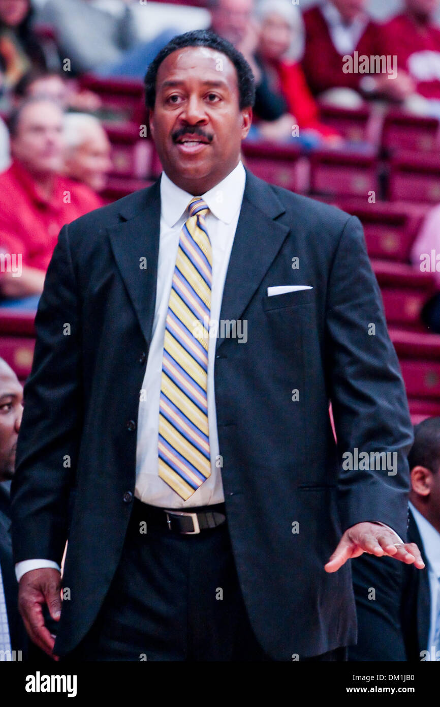 Florida head coach Eugene Harris during game action at Maples Pavilion ...