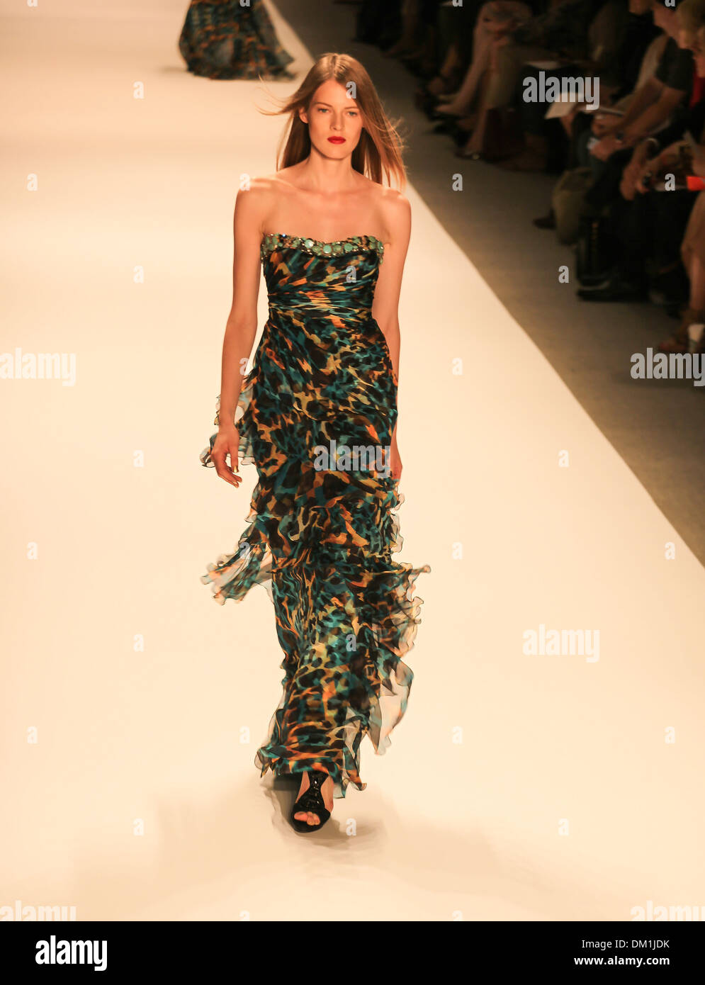 Model Mercedes-Benz New York Fashion Week Spring/Summer 2013 - Carlos ...