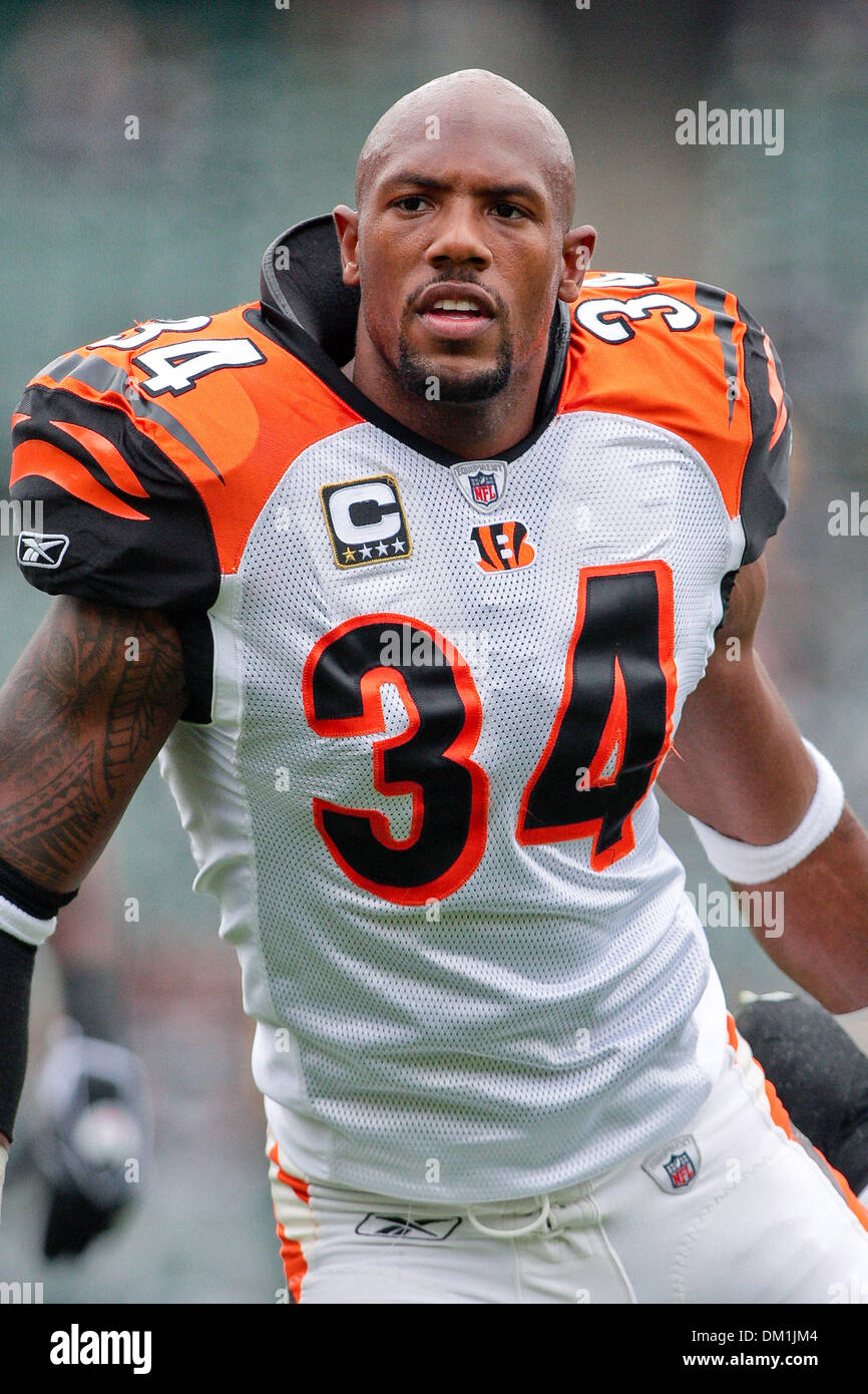 Cincinnati safety Kyries Hebert (34) during game action at the Oakland ...