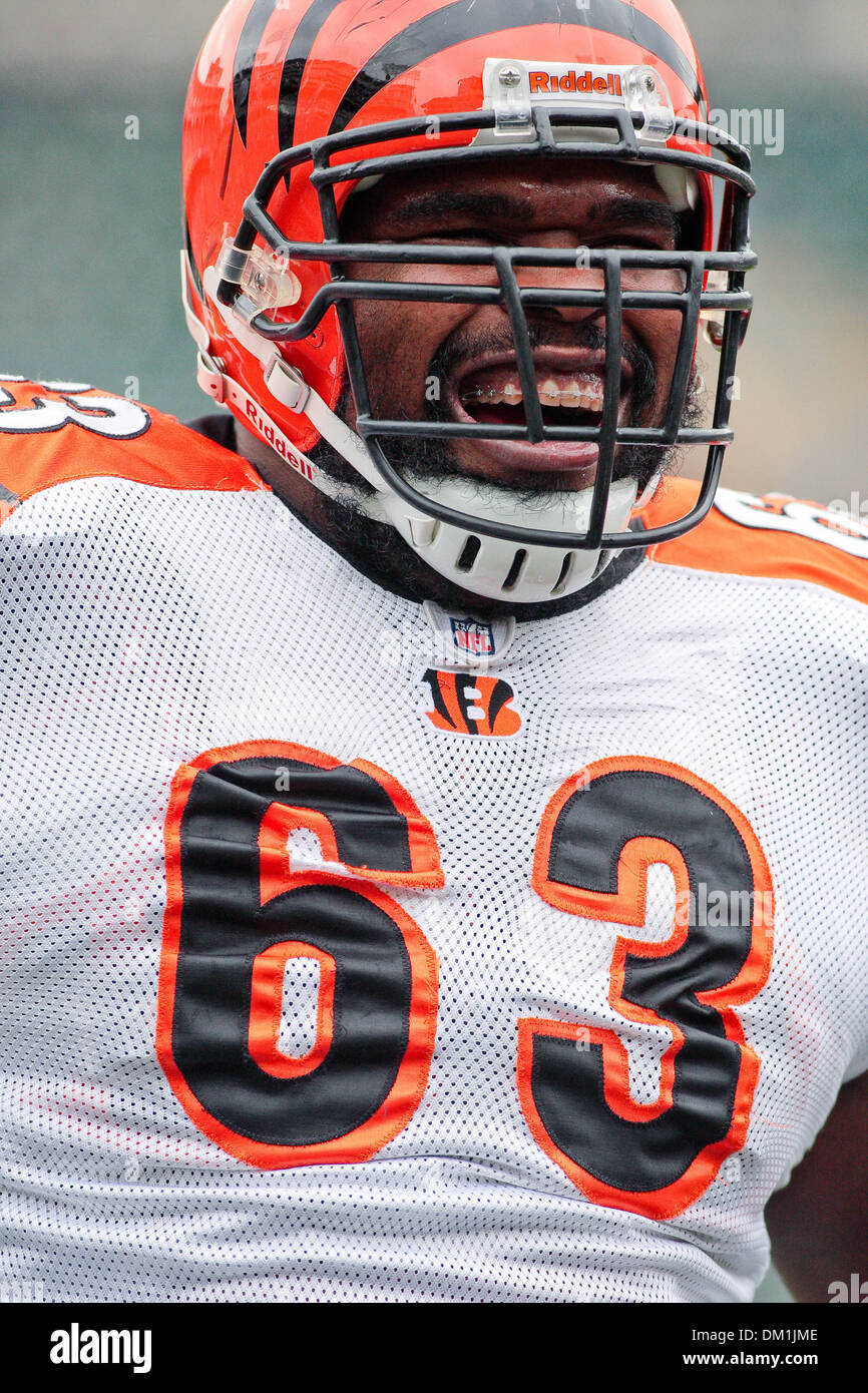 Cincinnati guard Bobbie Williams (63) during game action at the Oakland ...
