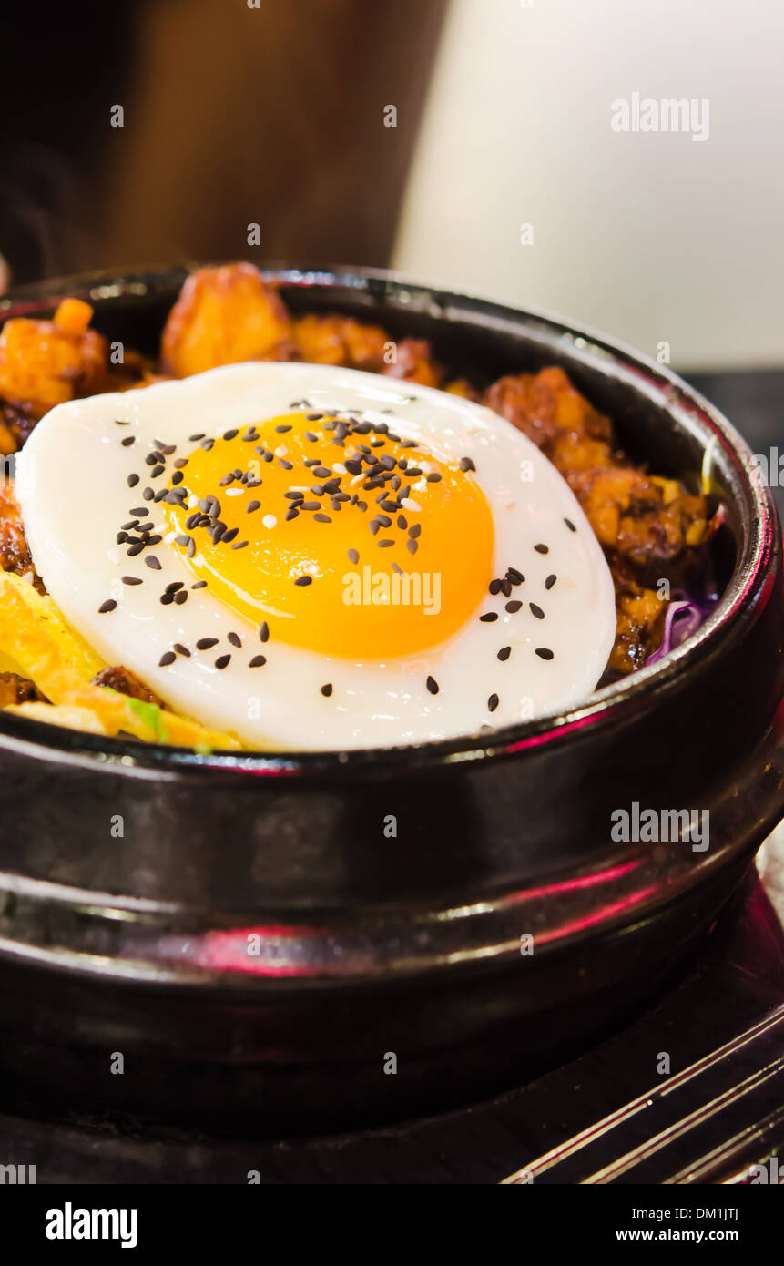 Korean stone bowl hi-res stock photography and images - Alamy