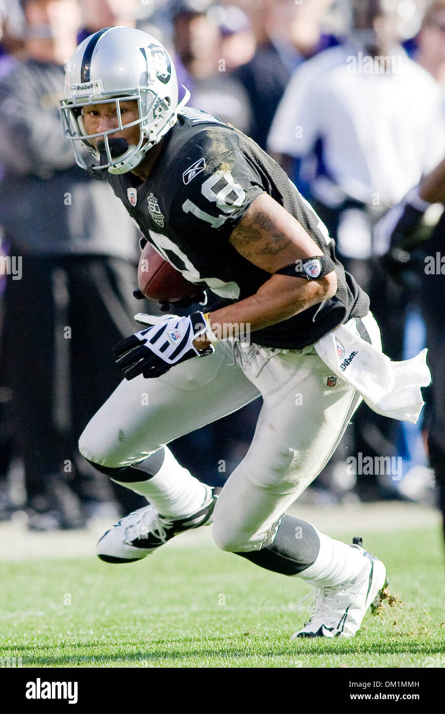 Oakland Raiders' Louis Murphy (18) during game action at the Oakland ...