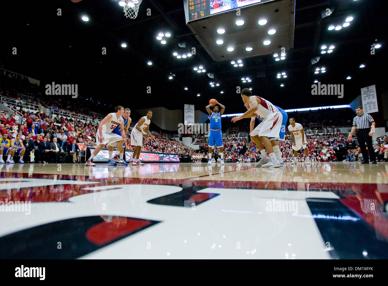UCLA guard Malcolm Lee (3) of Moreno Valley, Calif. at the free throw ...